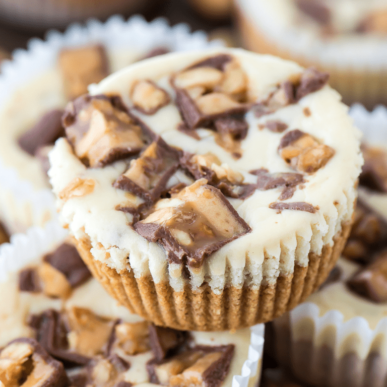 Mini Snicker's Cheesecakes