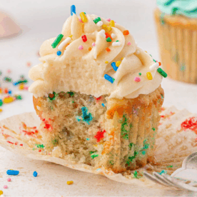 Funfetti Cupcakes Recipe (Soft, Fluffy, and Made From Scratch)