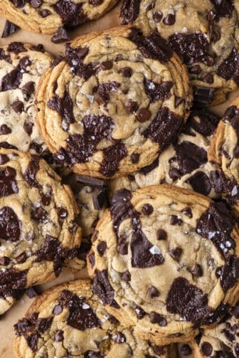 Bakery Style Chocolate Chip Cookies – Thick & Chewy