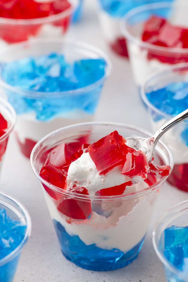 Red White and Blue Jello Cups – Easy 4th of July Dessert